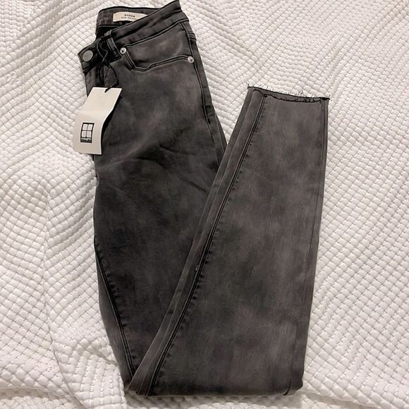 Insight | Jeans | Nwt Insight Denim26 Ryder Mid Skinny | Poshmark